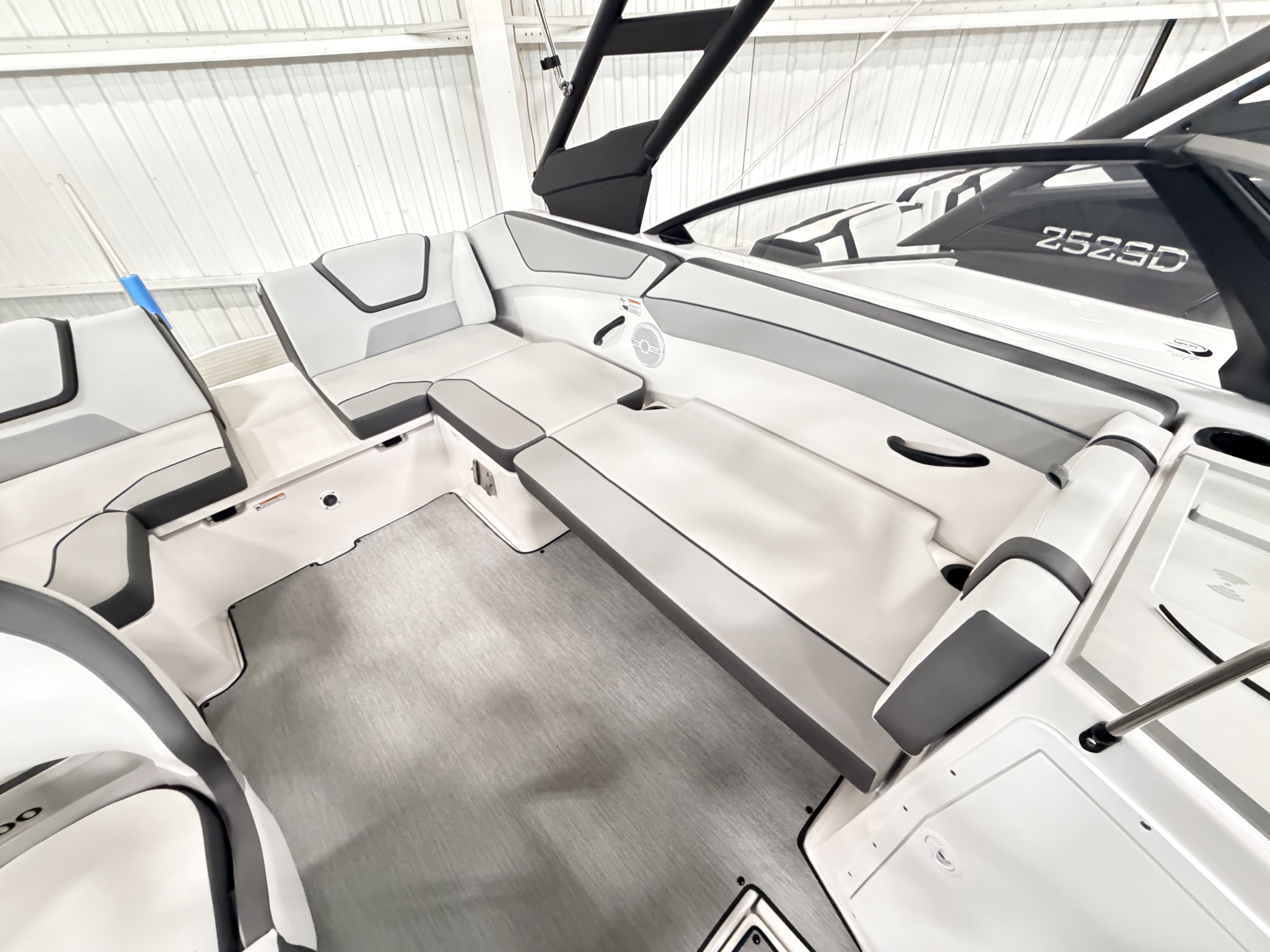 2026-Yamaha-Boats-AR-220-AR-2610 | Michigan City, IN | Marine Dealership