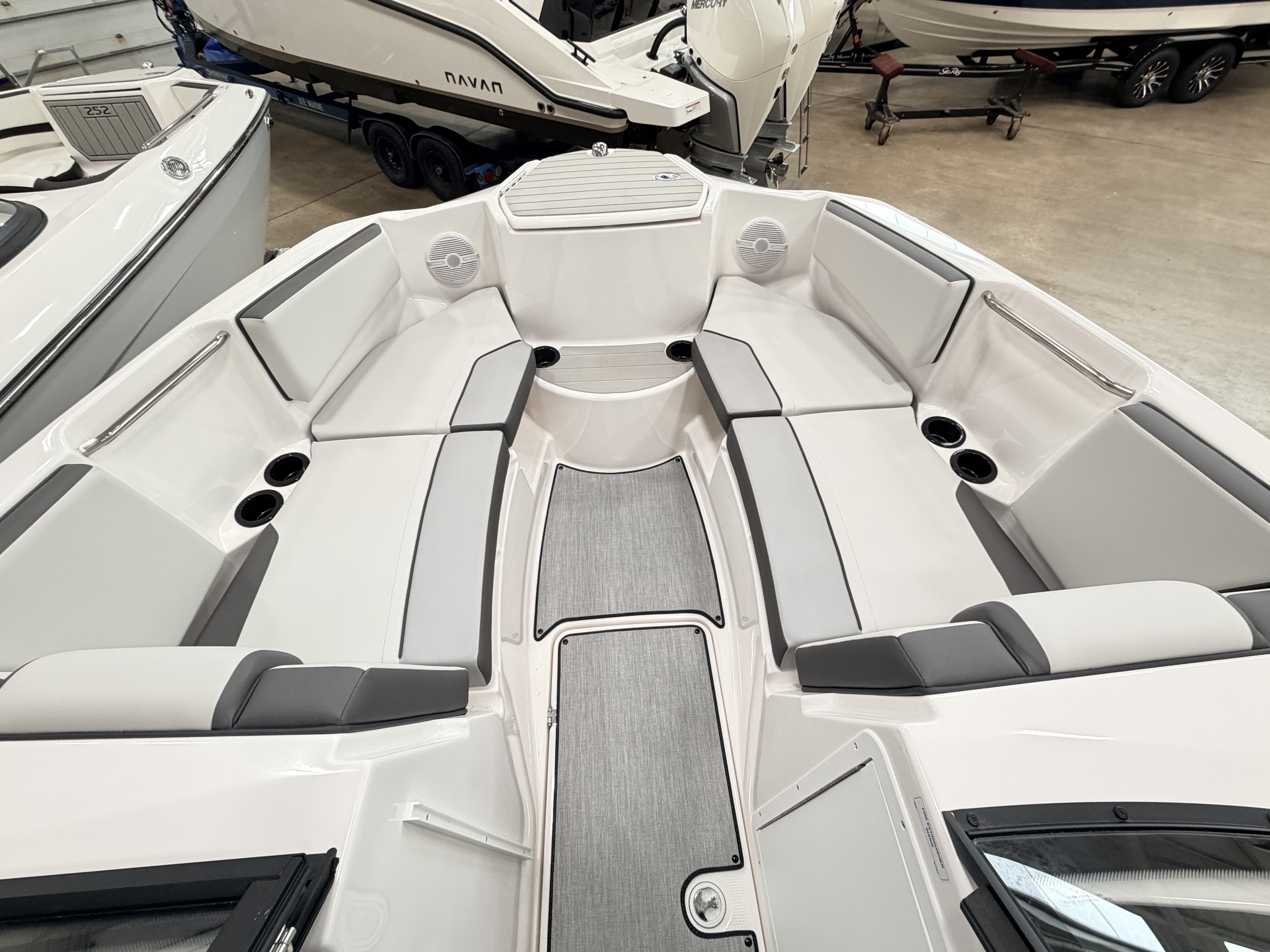 2026-Yamaha-Boats-AR-220-AR-2610 | Michigan City, IN | Marine Dealership
