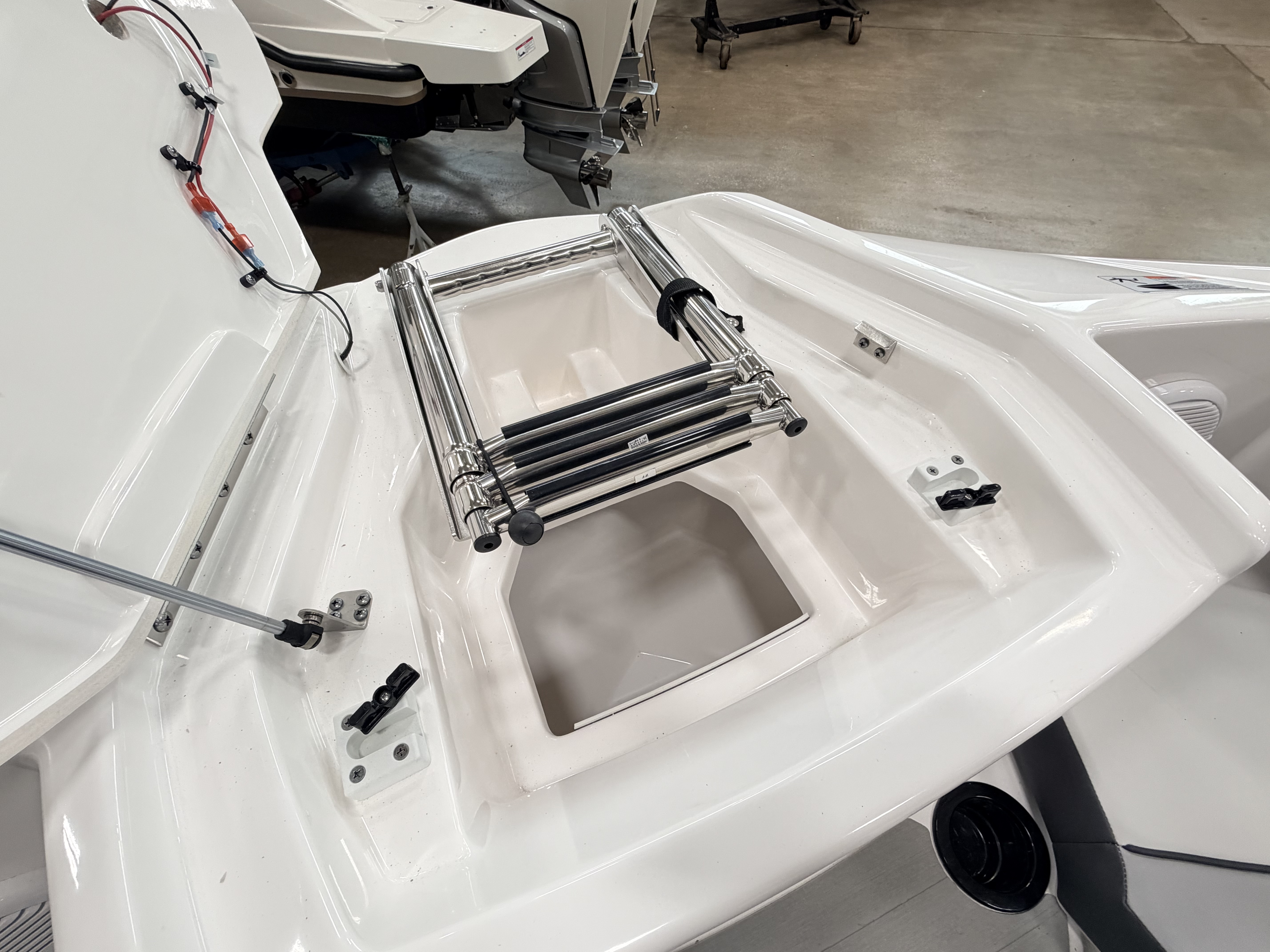 2026-Yamaha-Boats-AR-220-AR-2610 | Michigan City, IN | Marine Dealership